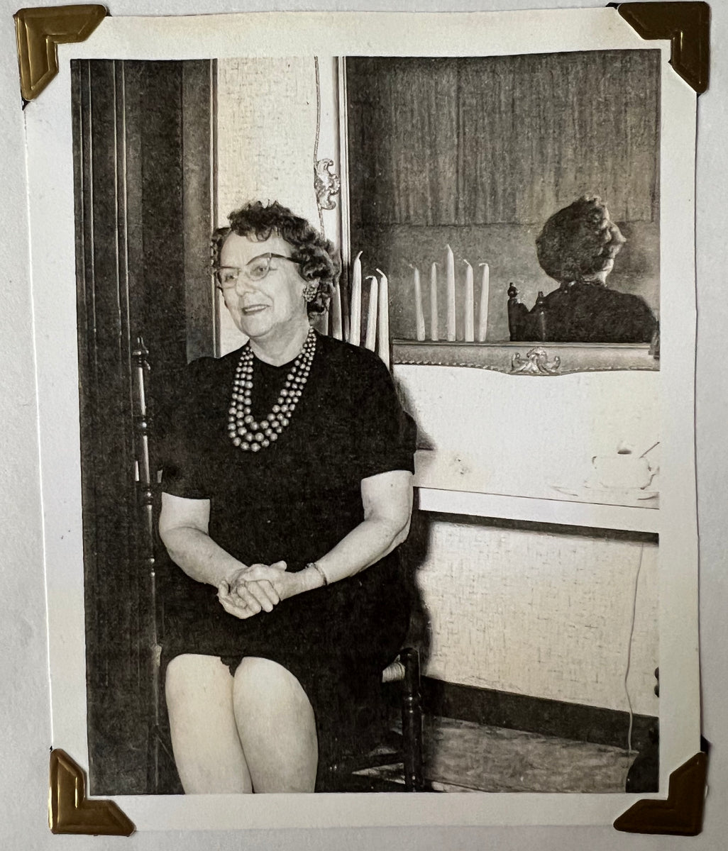 Maw Maw's Wedding Band – Second Serve Resale